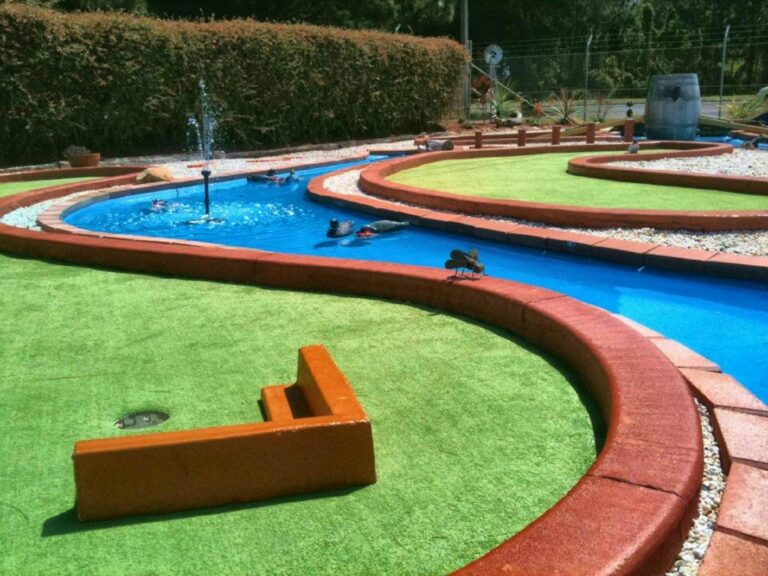 Illawarra Golf Complex and Crazy Putt - Destination Wollongong